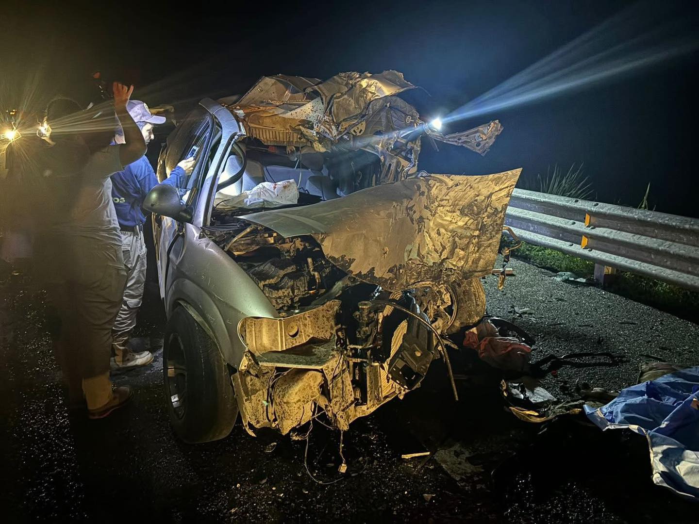 Chocan en Coyuca de Benítez deja 5 muertos y 20 heridos - El Faro de la ...