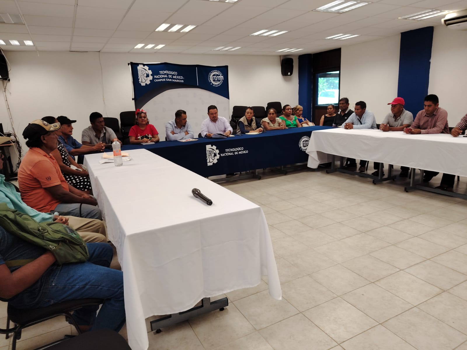 Amagan con tomar oficinas del Bienestar en San Luis Acatlán - El Faro ...